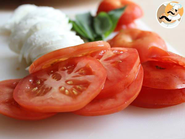 Ensalada caprese fresca italiana