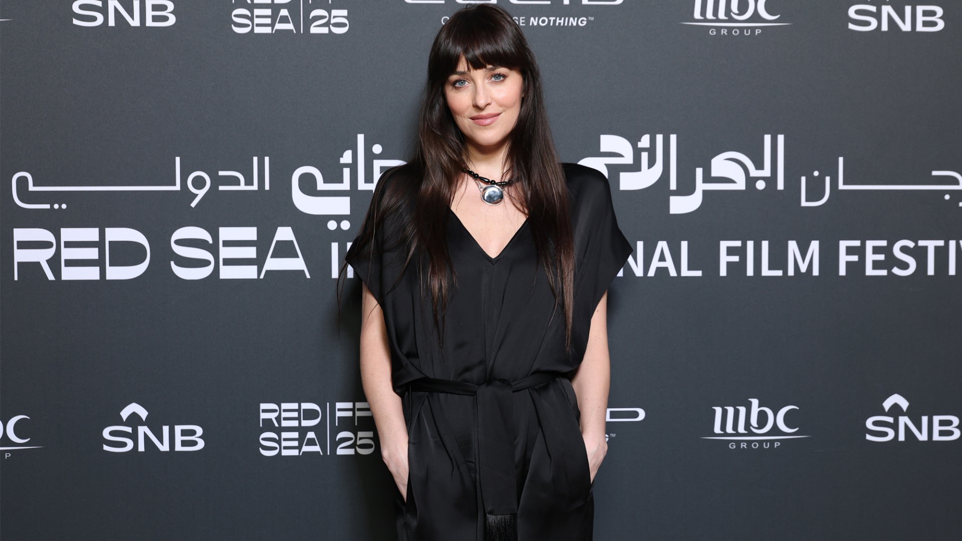 Dakota Johnson wore the cool-girl sports bra shoppers call 'so comfortable'