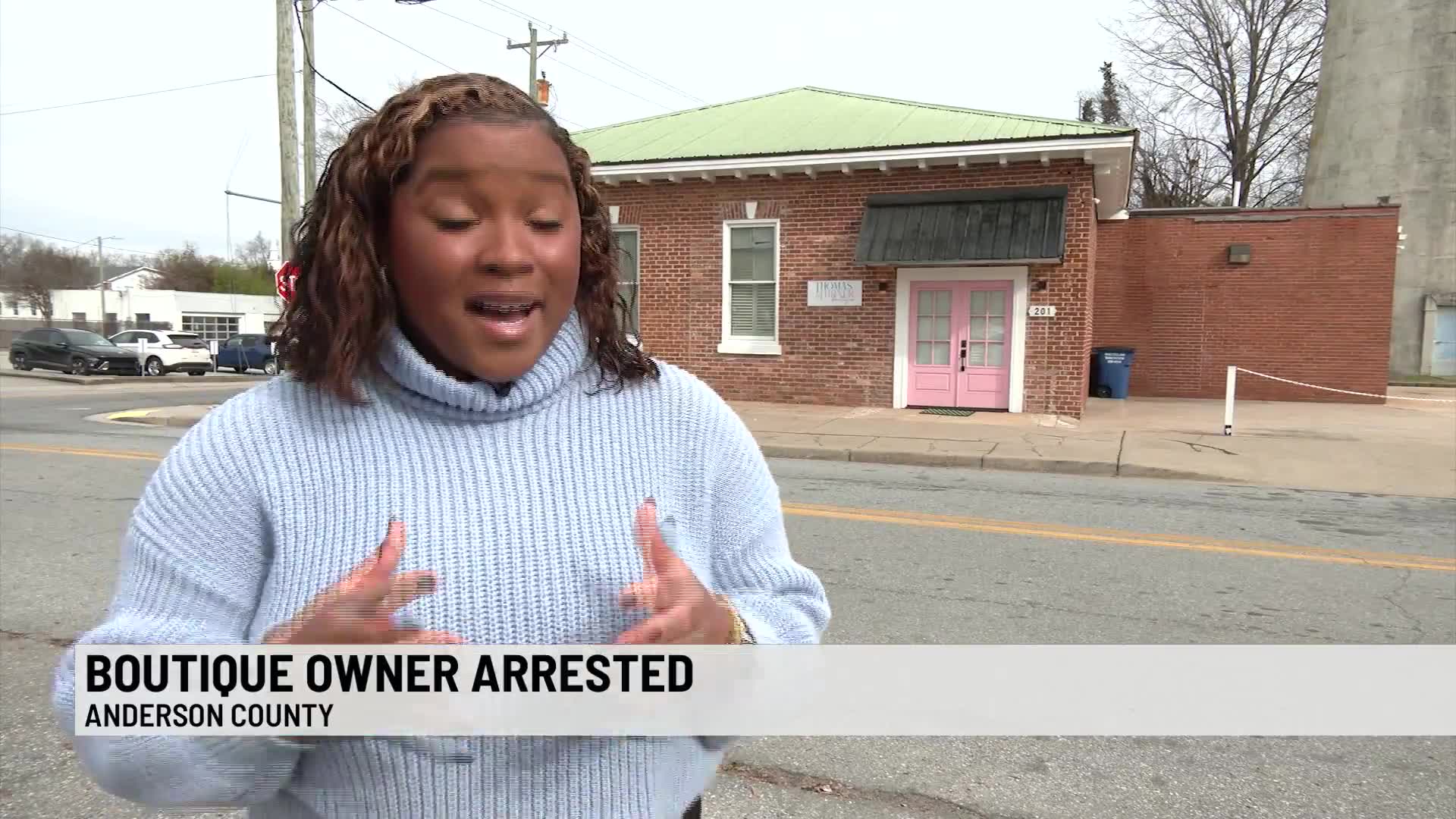 Upstate boutique owner arrested for reported online scam