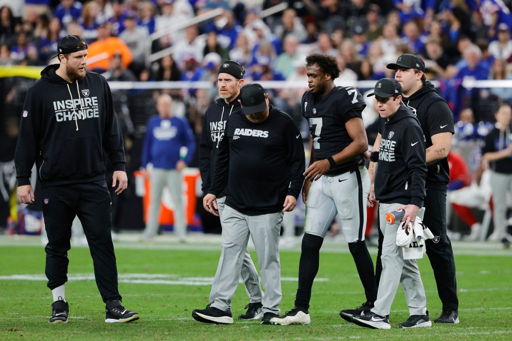 Geno Smith ruled out for Week 18 as Raiders vie for No. 1 draft pick