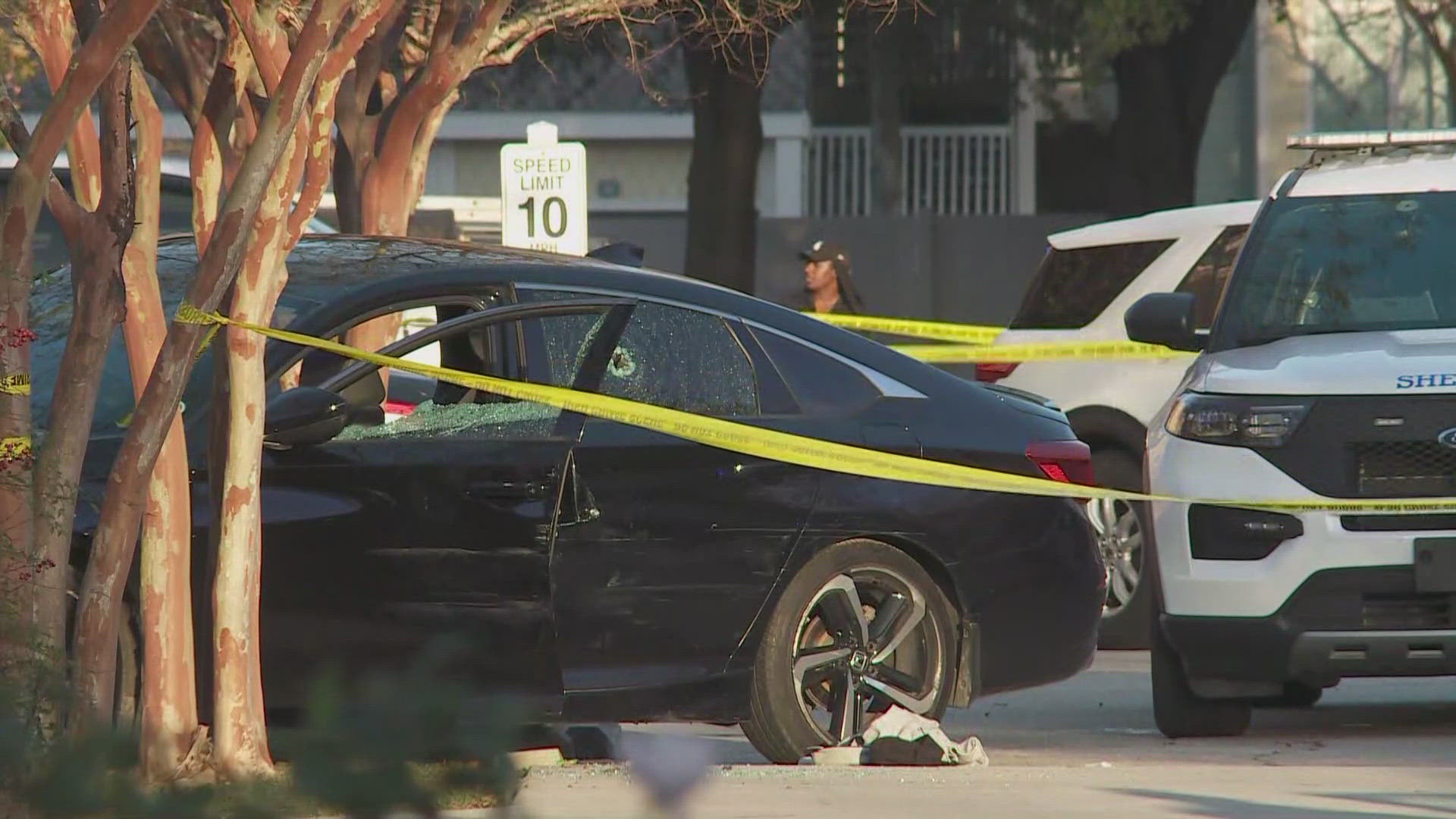 Jefferson Parish deputy shoots suspect after vehicle hits deputy ...