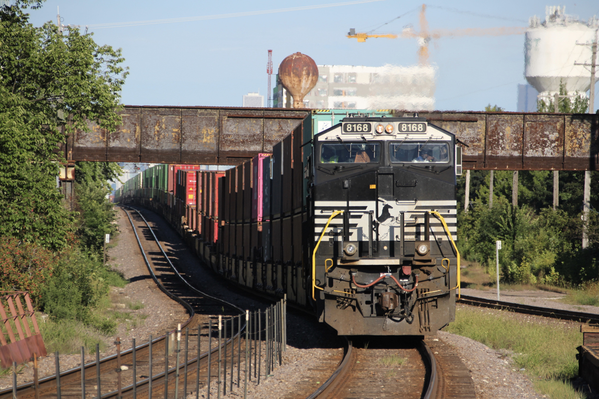 Union Pacific, Norfolk Southern defend completeness of merger application