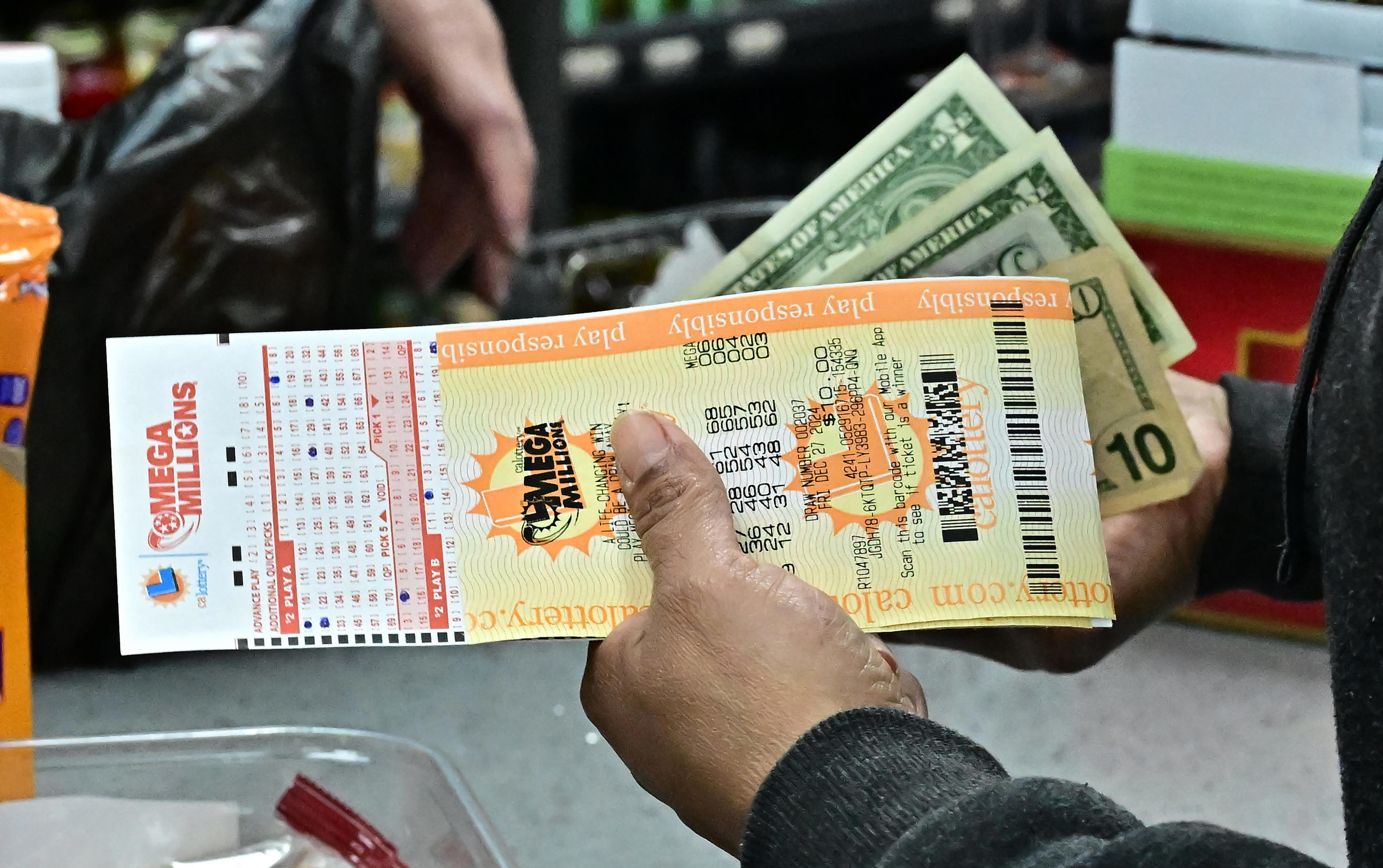 Mega Millions winning numbers for Jan. 2 drawing: $157M jackpot