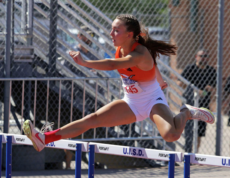 A look ahead to the top Laredo high school sports storylines in 2026