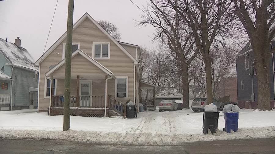 Man arrested after woman was shot in the face in Cleveland