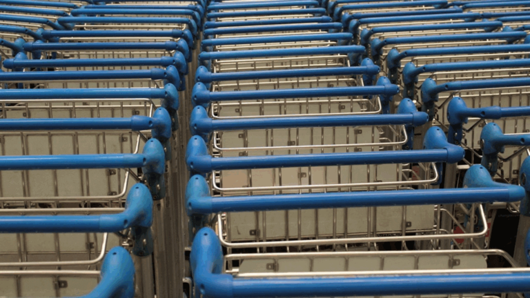 Walmart system outage leaves thousands of shoppers unable to check out