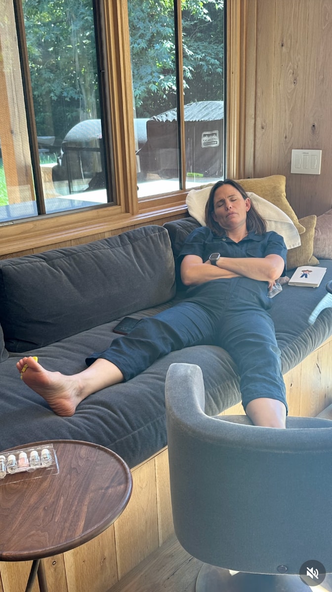 Jennifer Garner joining the 'imperfect photo' trend is the most ...