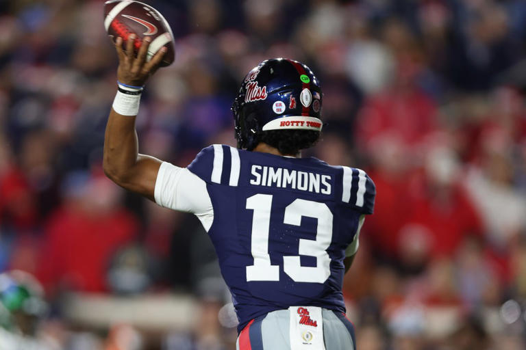 Ole Miss QB Austin Simmons plans to transfer after College Football ...