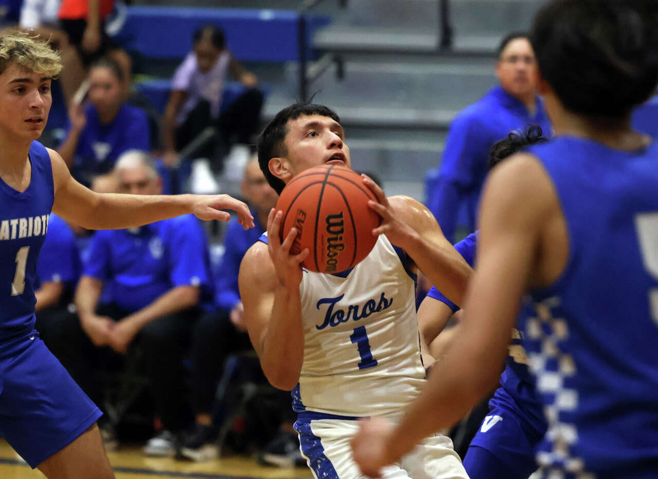 Laredo Morning Times boys basketball power rankings