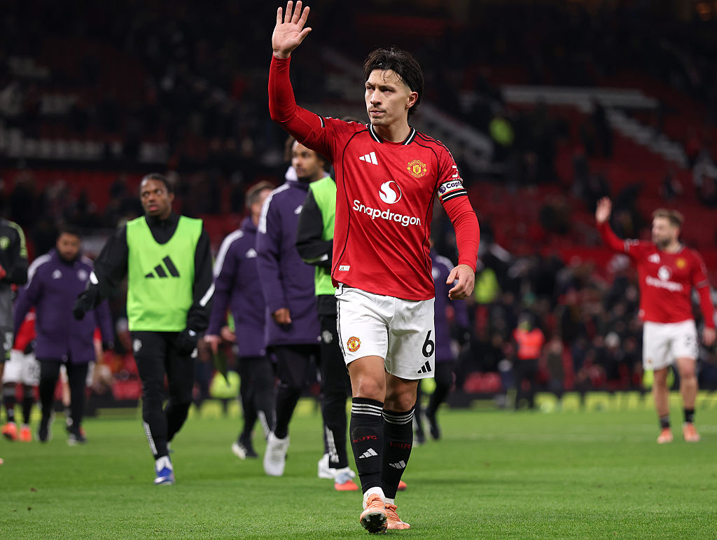 Zirkzee dropped, injured star returns: Manchester United predicted line ...