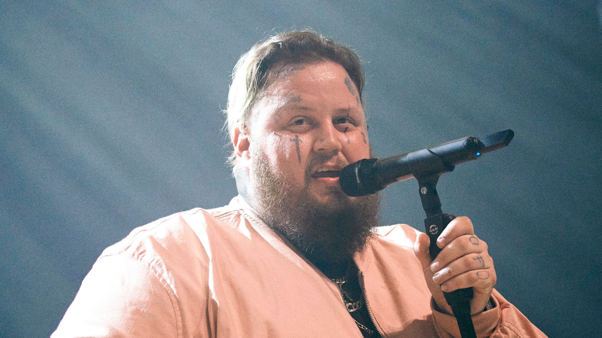 Jelly Roll reveals how he lost 275 pounds after tipping the scale past ...