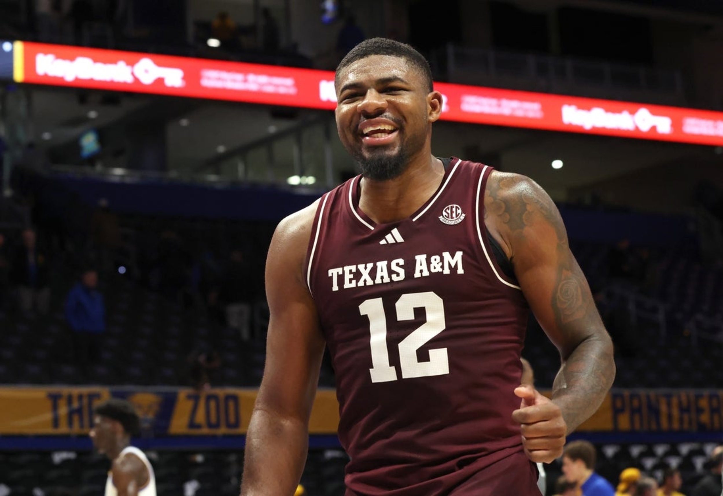 Texas A&M, LSU brim with confidence as SEC play tips off