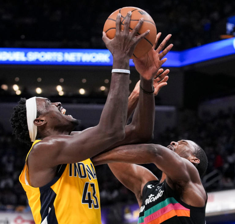 Pacers' Pascal Siakam slips one spot to 10th in All-Star fan returns