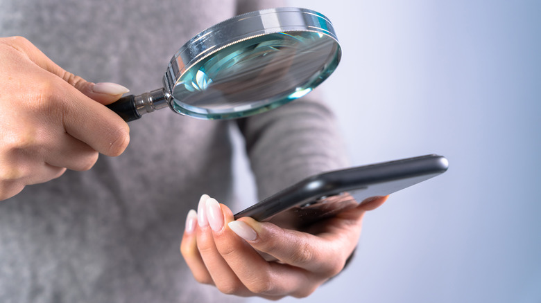 9 best magnifying glass apps for Android phones