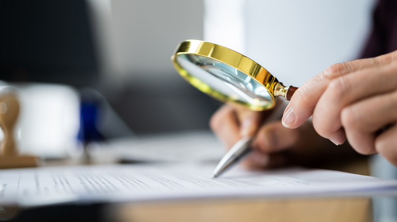 9 best magnifying glass apps for Android phones