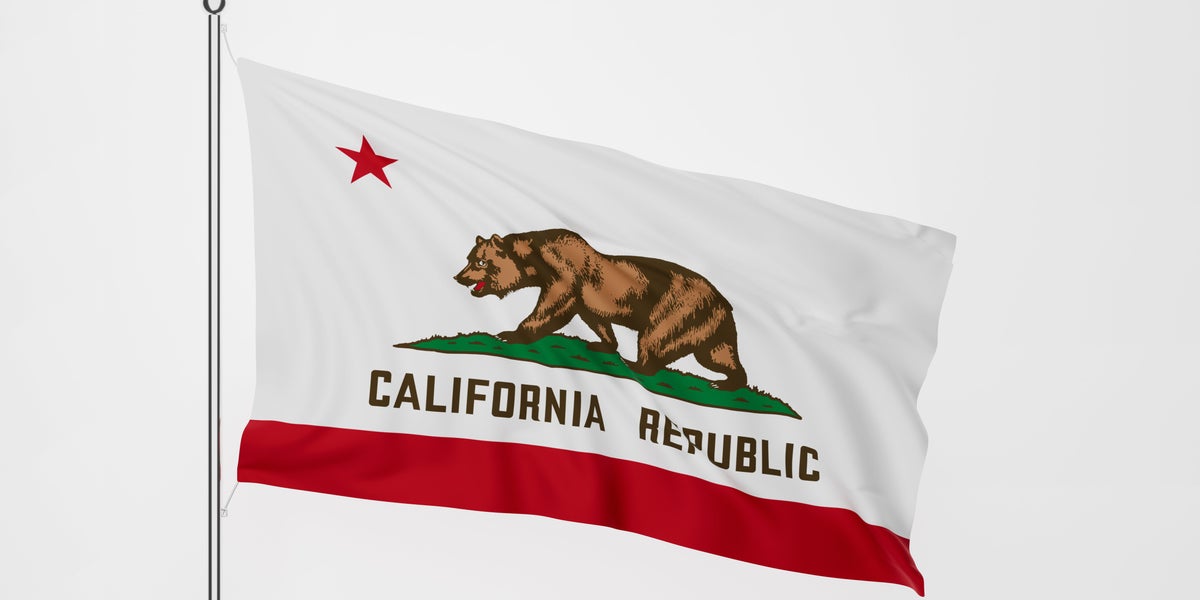 California ban on openly carrying guns is unconstitutional, court rules