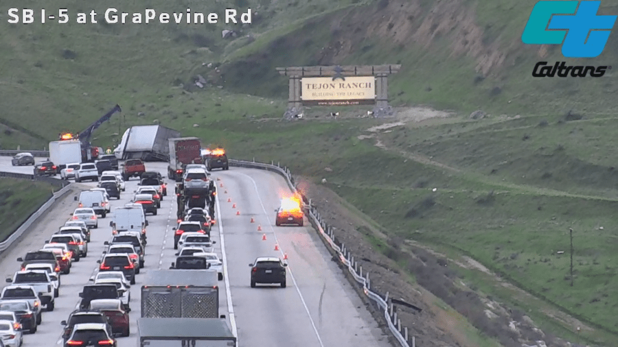 Traffic slowed along I-5 at Grapevine after semi crashes into guardrail ...