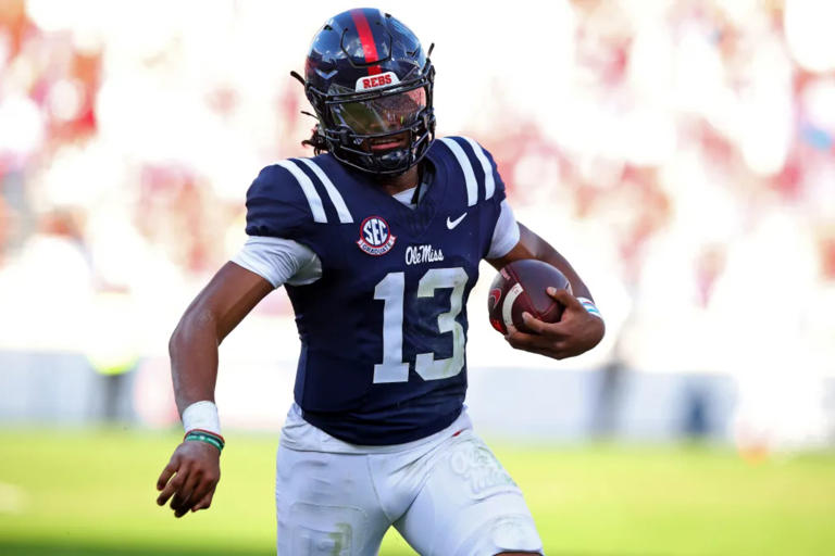 Ole Miss QB Austin Simmons plans to transfer after College Football ...