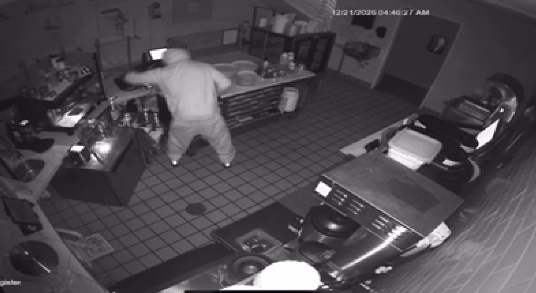 Man arrested for burglarizing nearly a dozen Las Vegas area businesses