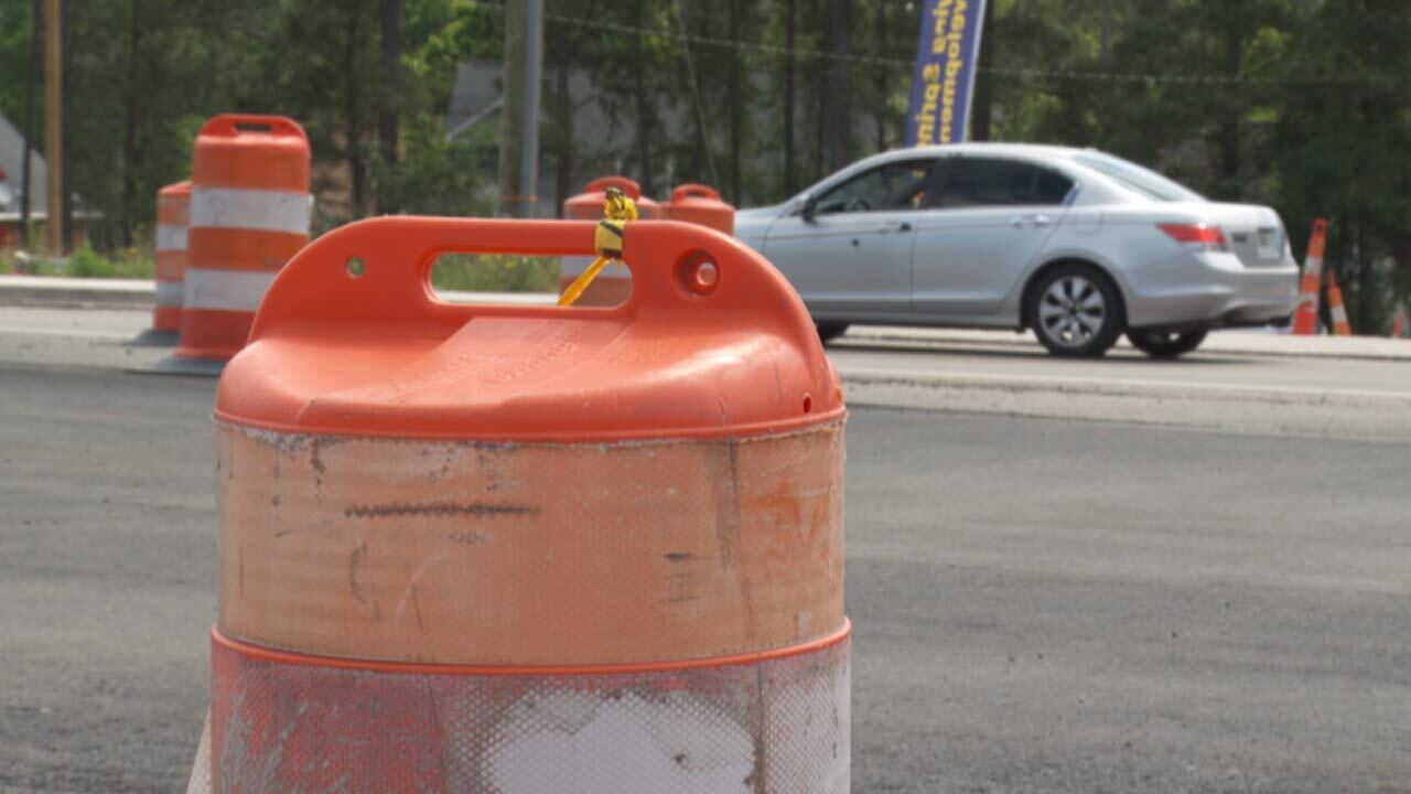 Lane narrowing on S Broadway Street due to water leak and partial road ...