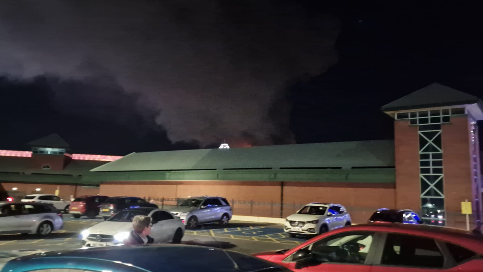 Meadowhall: Firefighters issue statement in response to blaze near ...