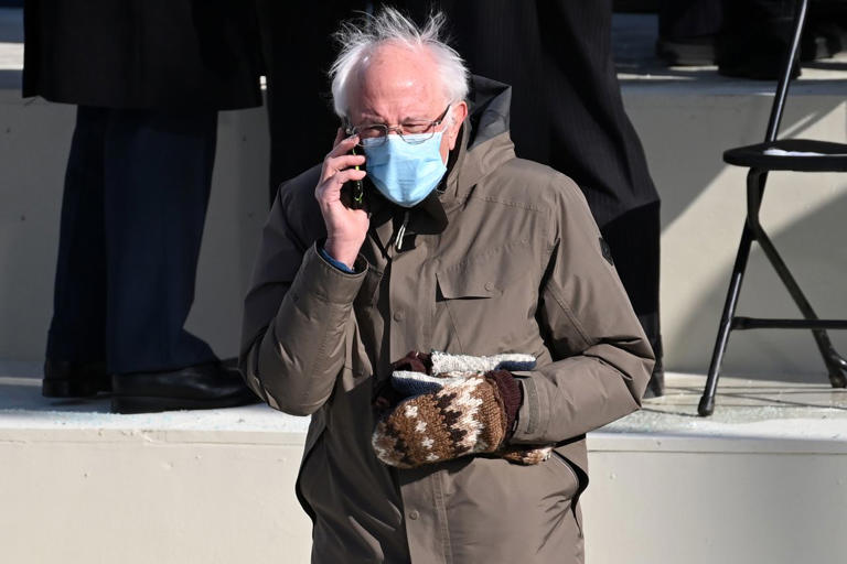 Bernie Sanders' cozy inauguration look goes viral again 5 years after ...
