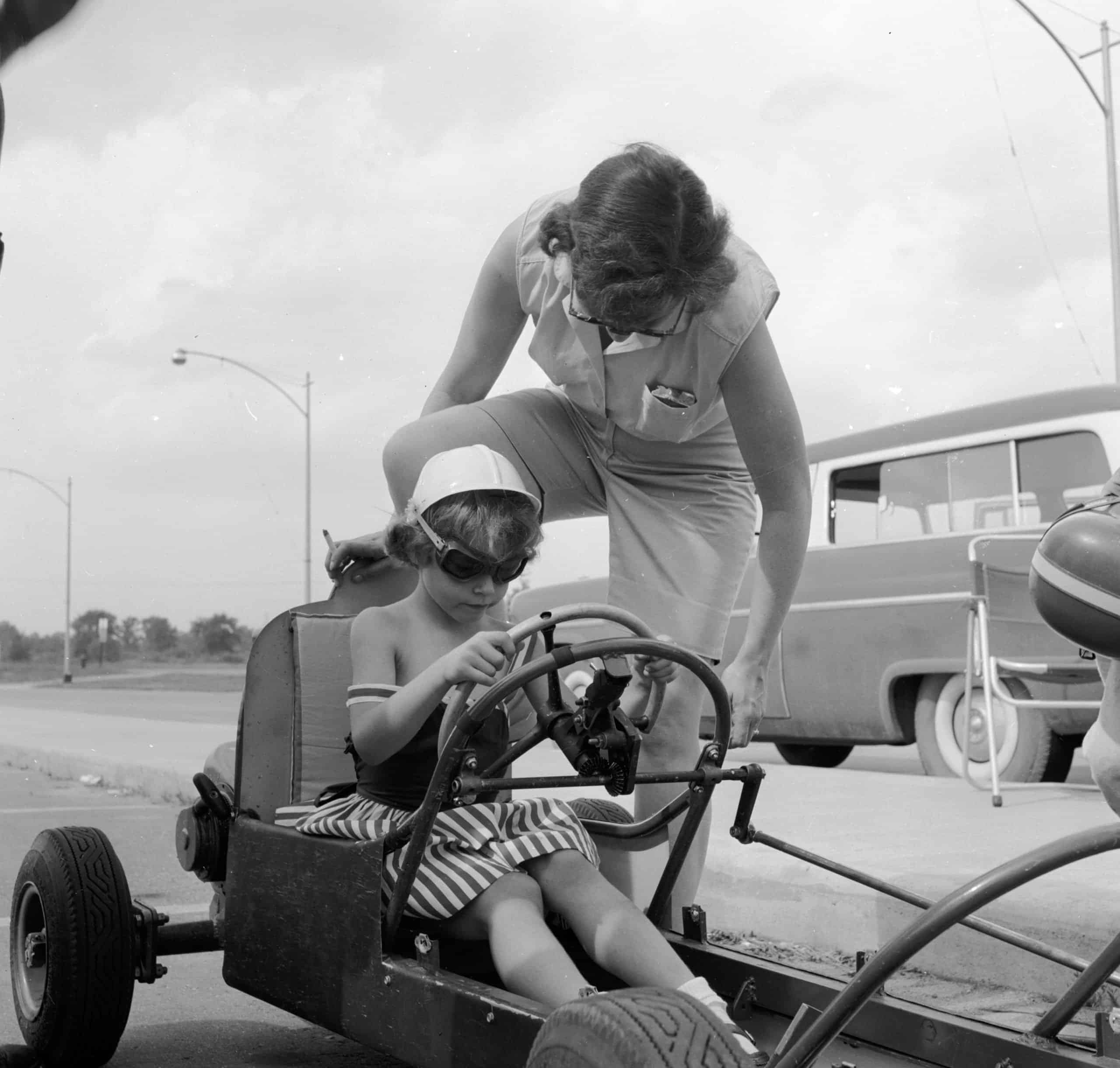 17 Fascinating Vintage Photos That Show Summer in the 1950’s