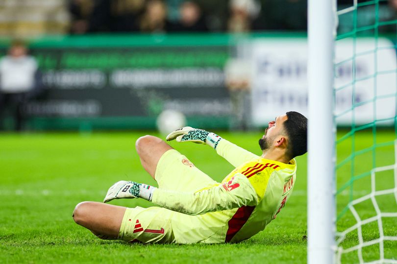 Dimitar Mitov gets Aberdeen backing after Hibs howler as Jimmy Thelin ...