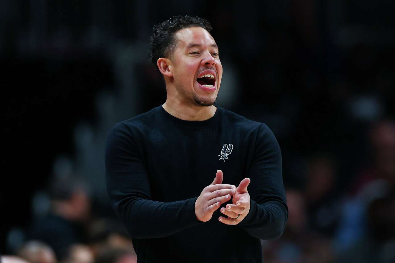 Spurs' Mitch Johnson receives NBA honors