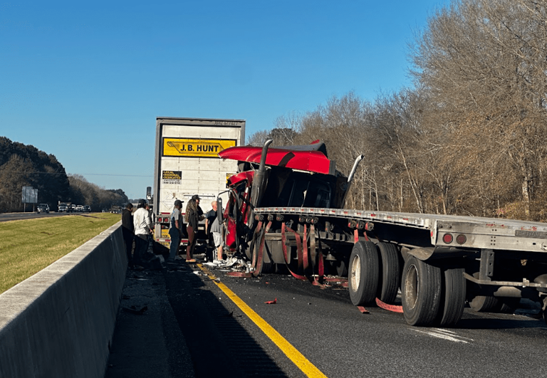 Multi-18 wheeler crash halts traffic on I-20 near Kilgore