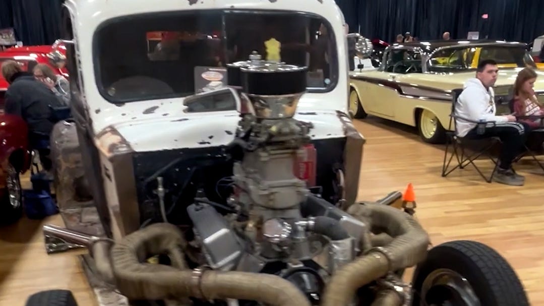 Classic hot rod brings flames and burn marks to the chassis