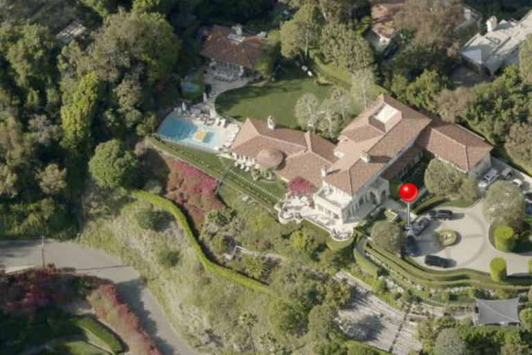 Former home of Ricky Martin and Michael Cain sells for less than half ...