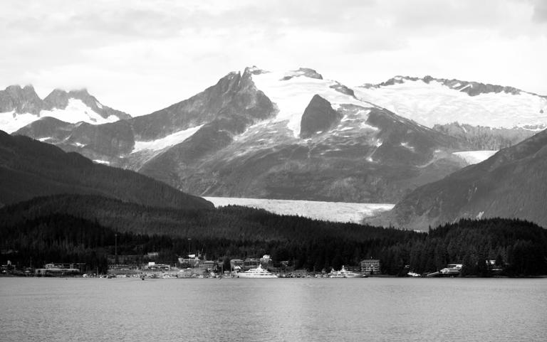 Extreme weather sinks large vessels in Juneau Harbor (photos)