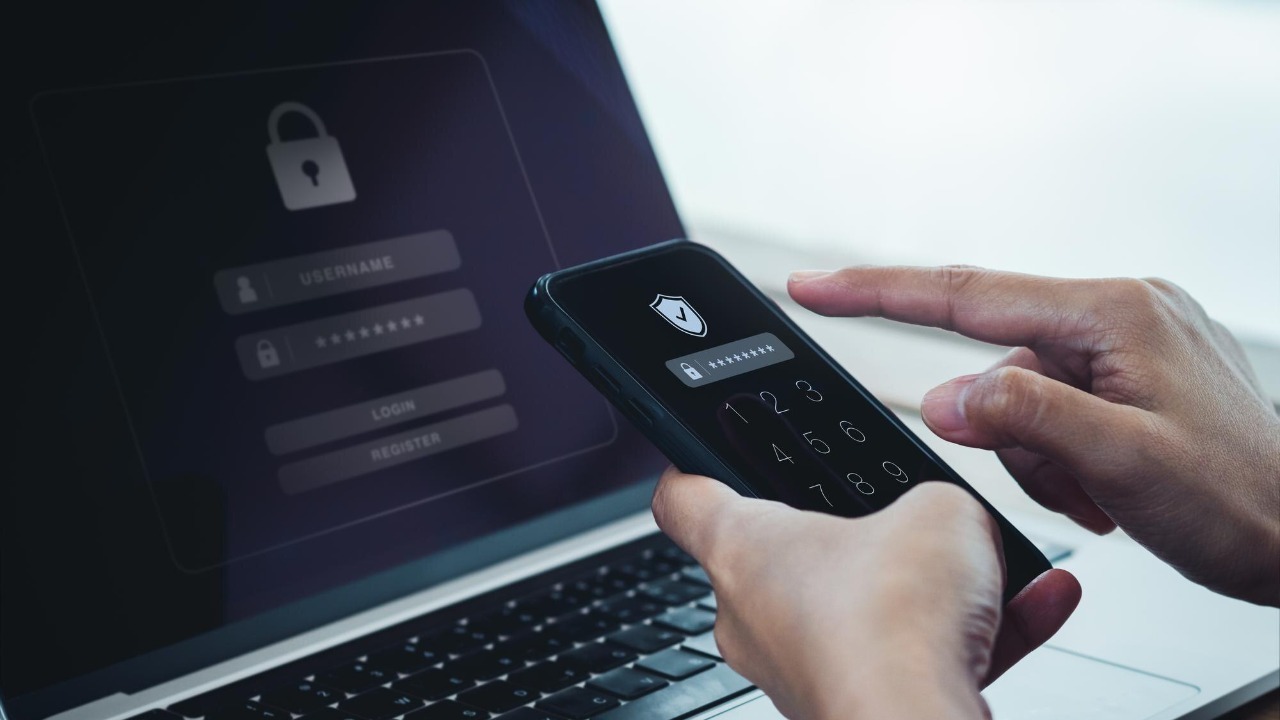 42% of Americans use this habit to dodge online scams