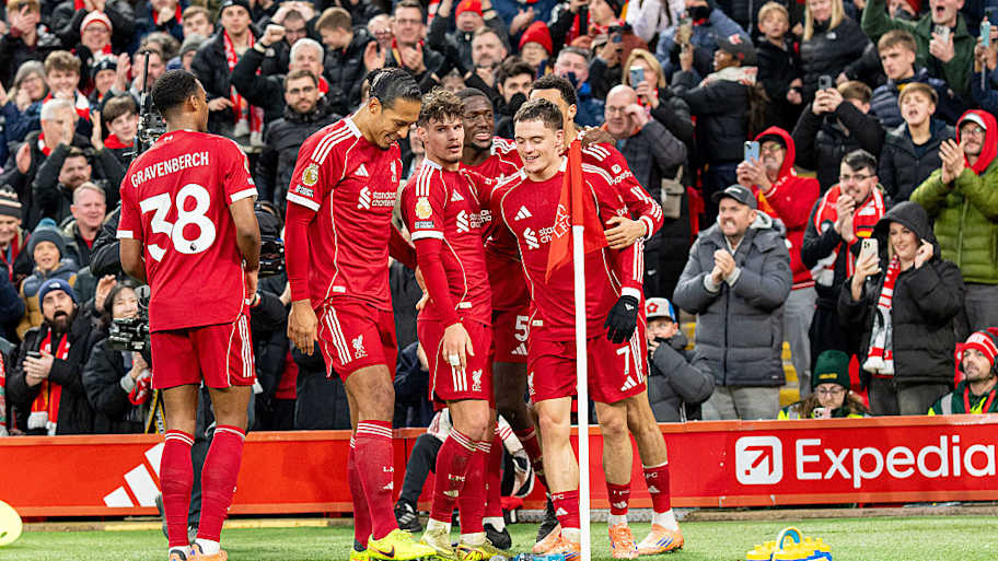 Supercomputer predicts 2025–26 Premier League table halfway through the ...