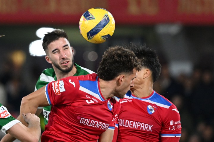 Golo de Carlos Eduardo resgata empate do Gil Vicente frente ao Sporting
