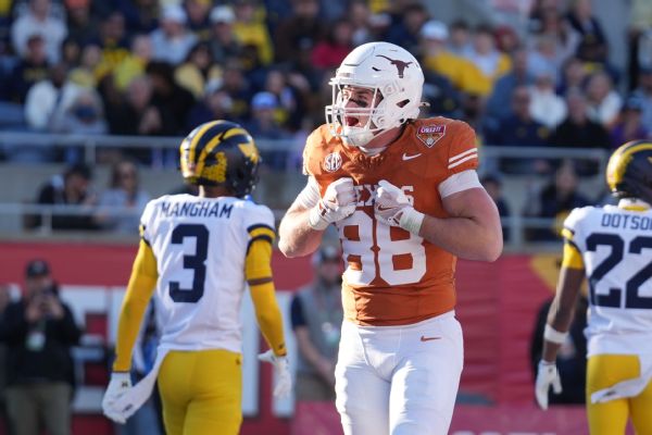 Texas tight end Jack Endries to enter NFL draft