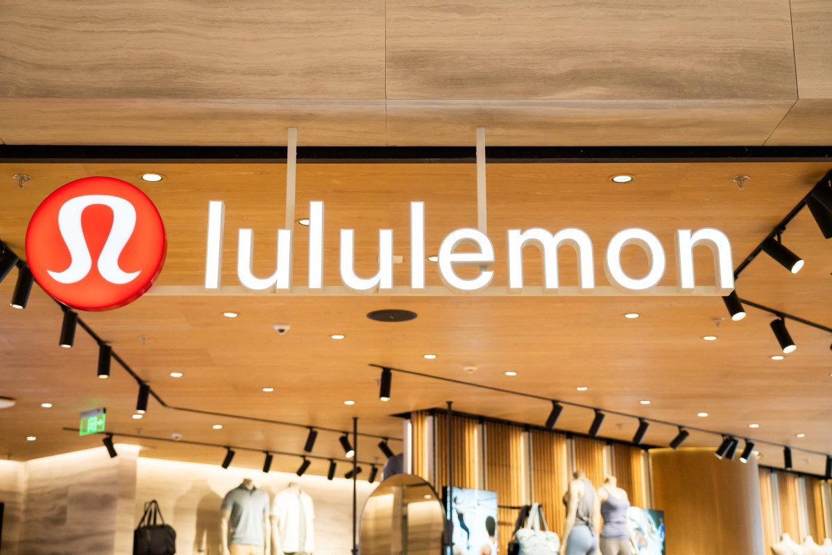 Lululemon’s $148 joggers with zippered pockets are now just $49 ...
