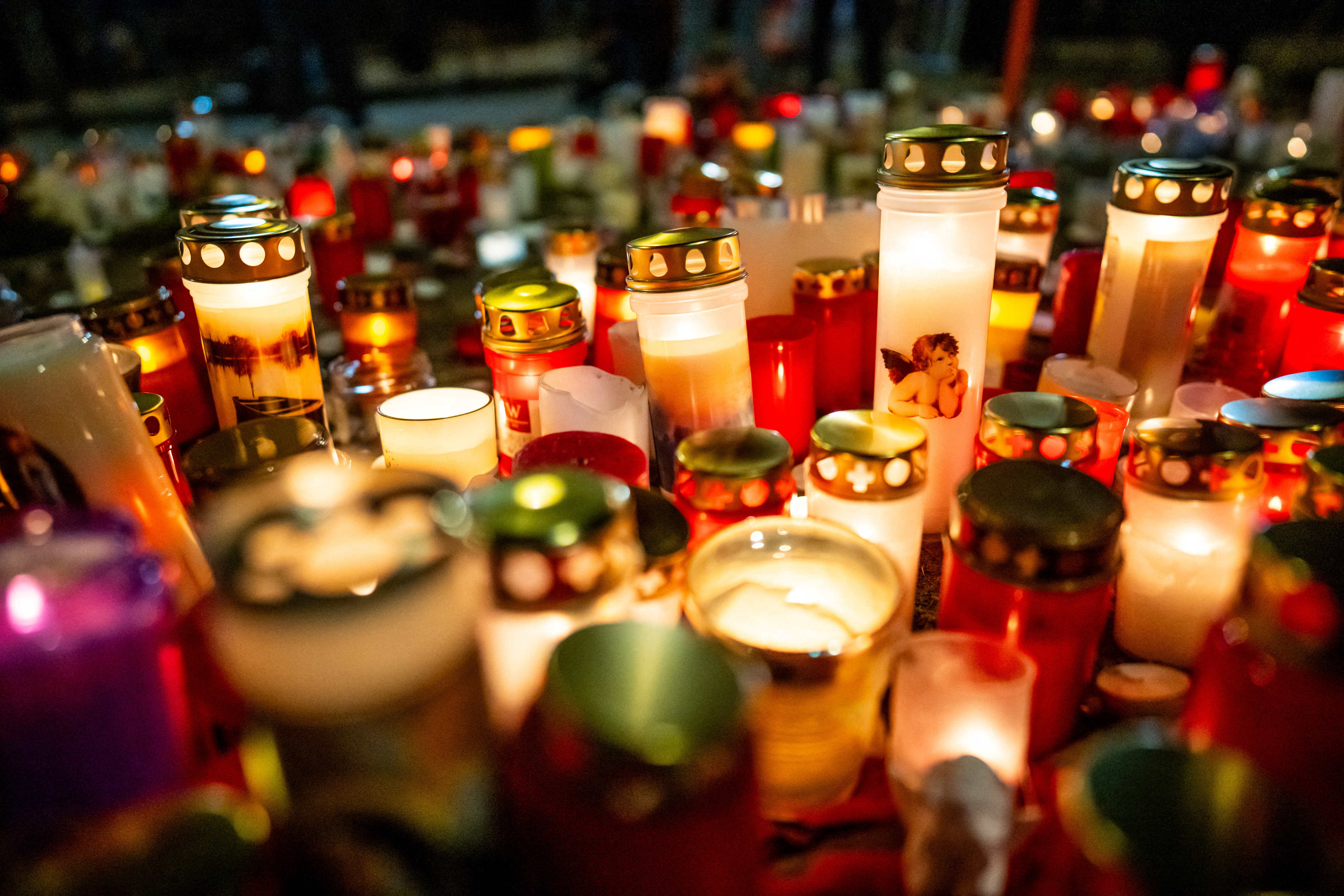 Sparklers blamed for deadly Swiss bar fire