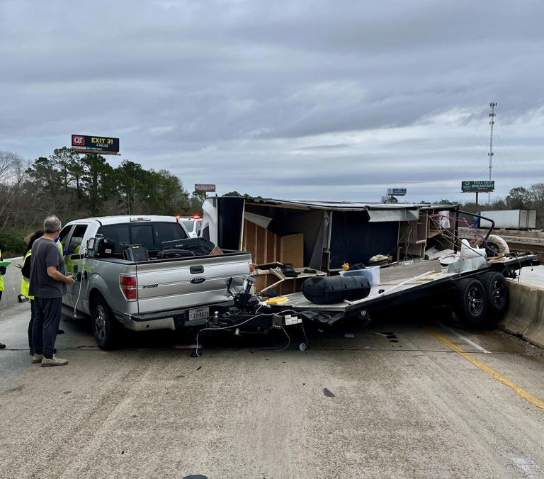 Westbound I-10 closed on MS Coast after camper trailer jackknifes, MHP says