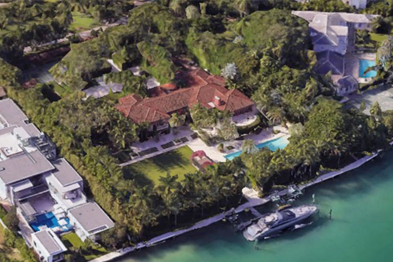 Ultra-luxury real estate sales hit new heights in 2025 — with wealthy ...