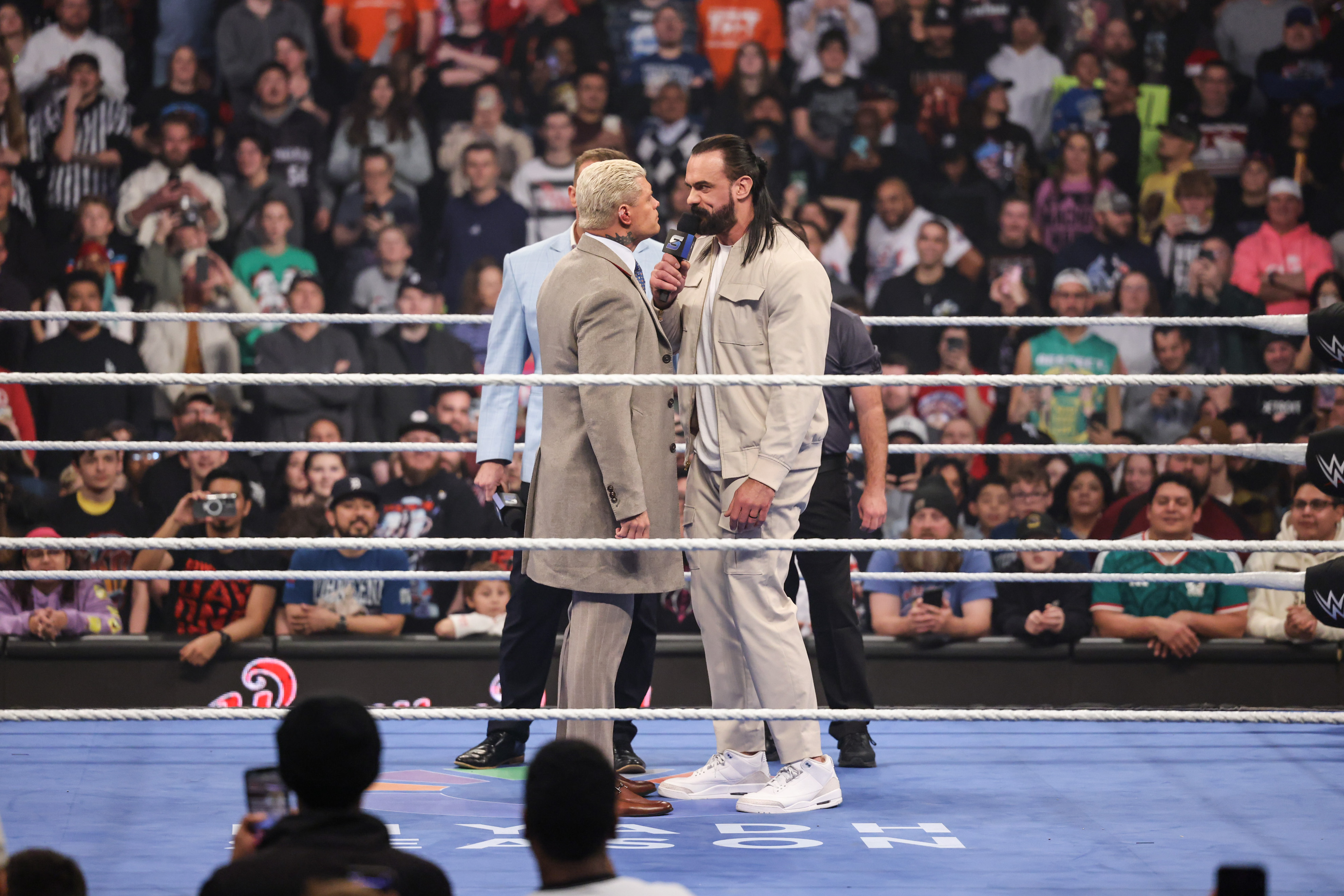 WWE SmackDown results, live discussion (Jan. 2, 2026): Stipulations ...
