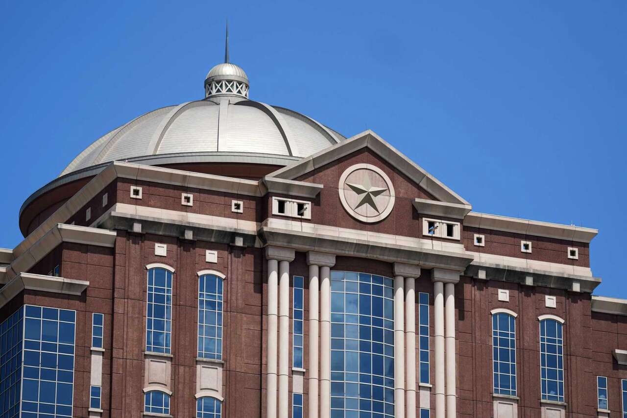 Two men sue over sulfuric acid leak at Houston Ship Channel terminal