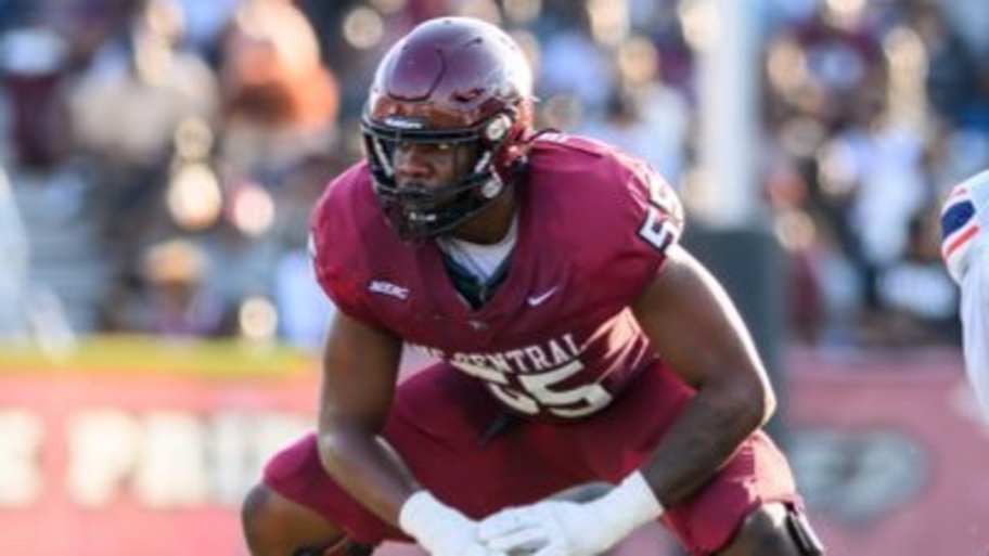 Boston College football sends offers to three transfer portal players