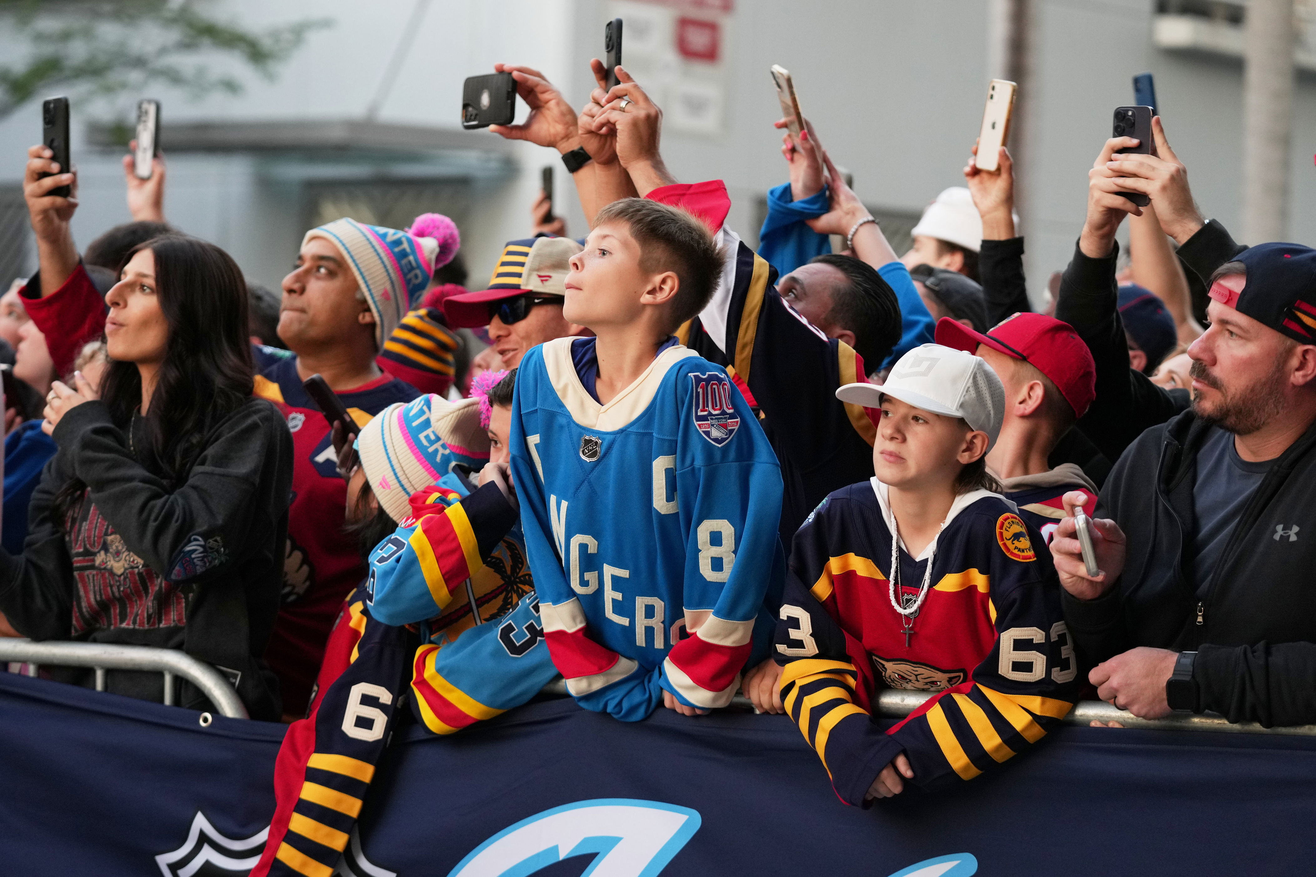 Florida Panthers and New York Rangers bring 'Miami Vice' flair to ...