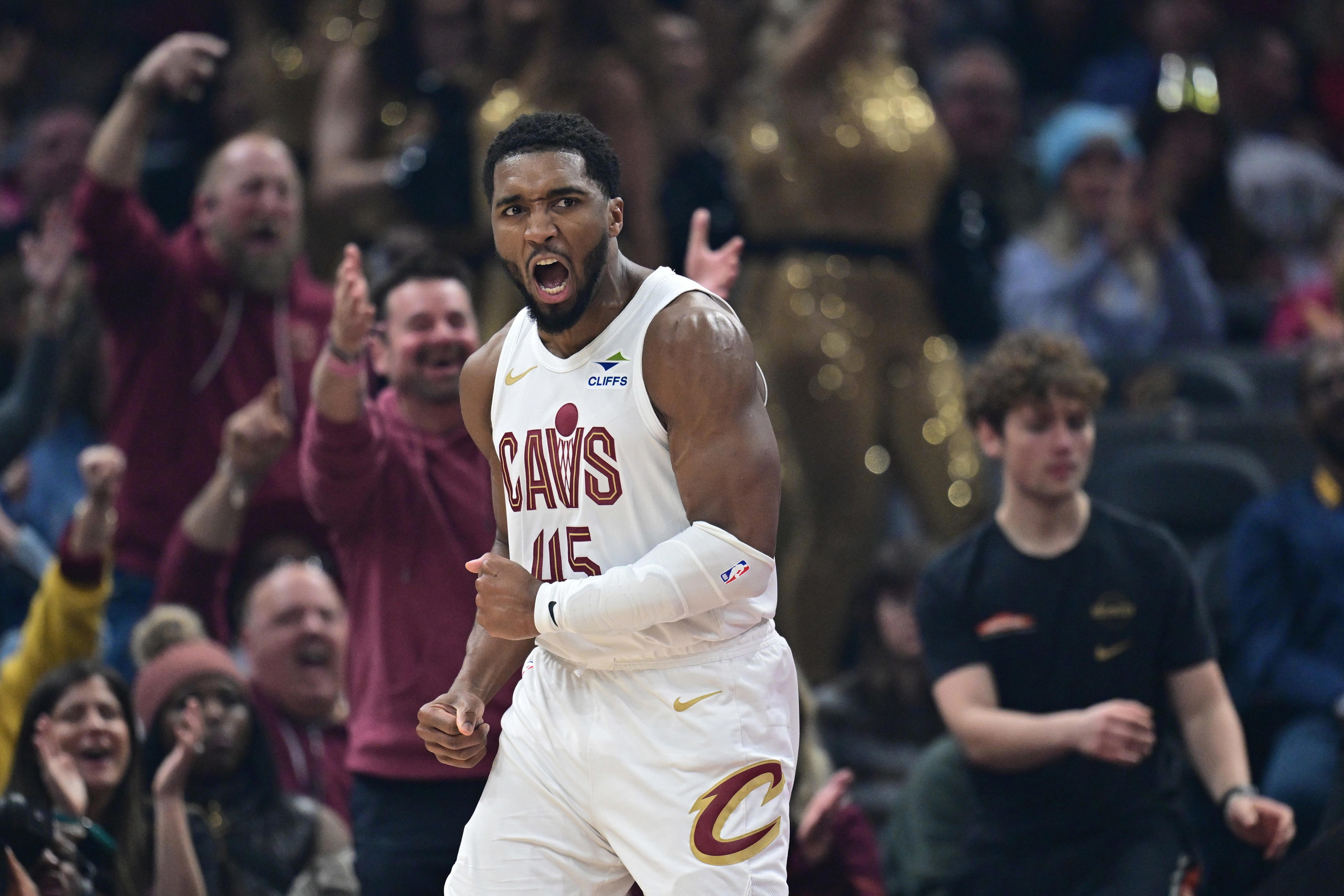 Cavs score vs Nuggets. Cavaliers live game updates, news, highlights