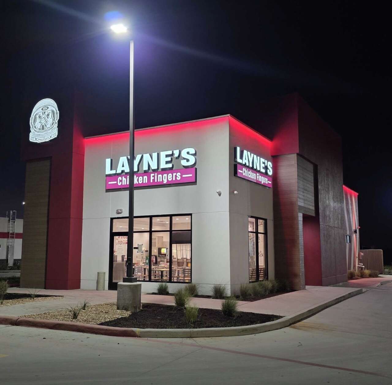 Layne's Chicken Fingers opens newest location in Rosenberg as chain ...