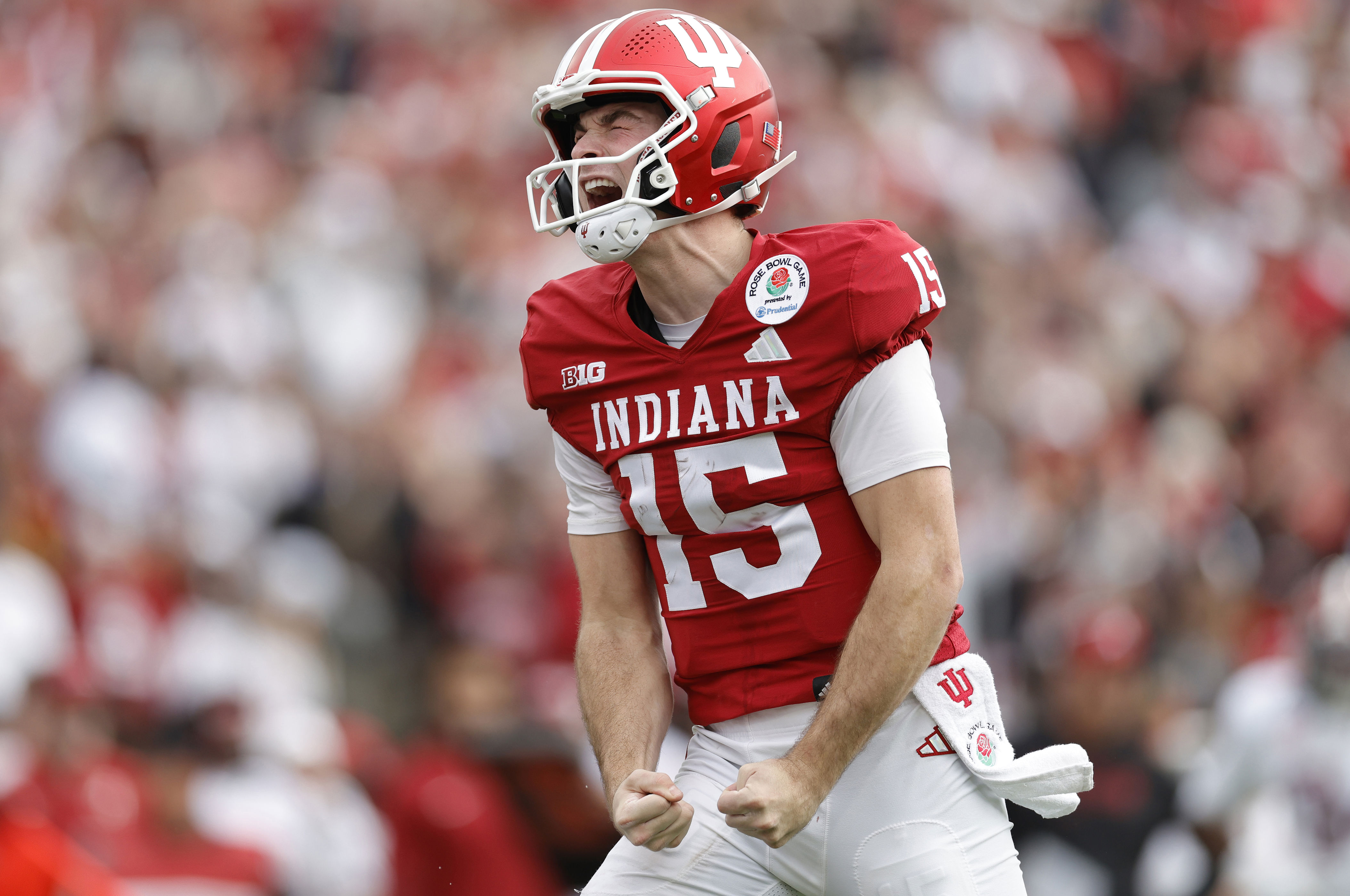 Indiana emerges as transfer portal threat for top Arch Manning weapon