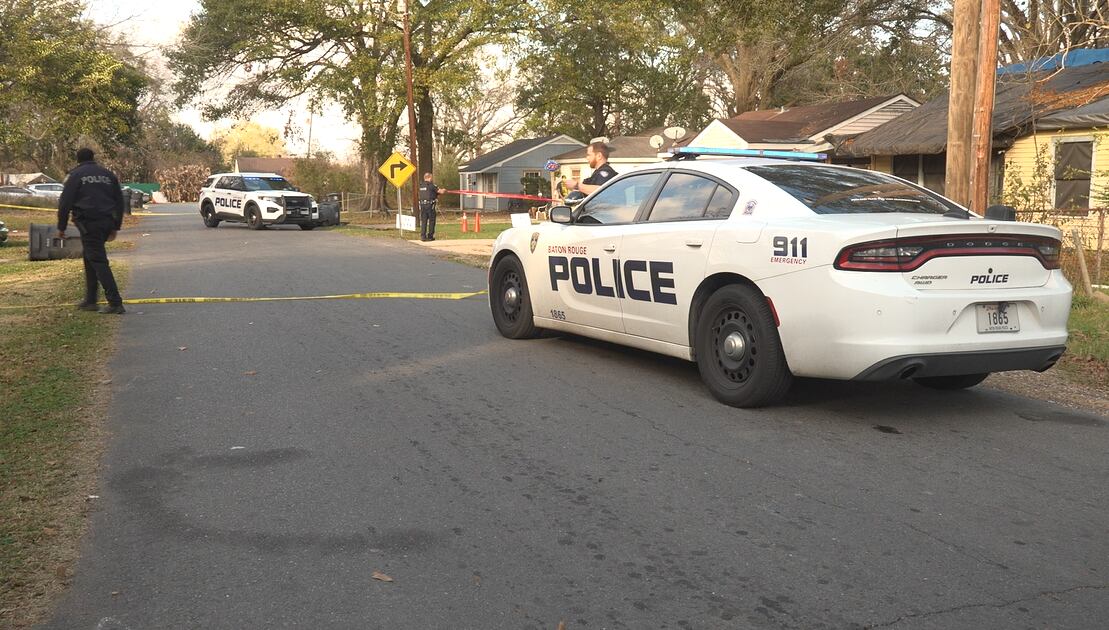 2 people shot Friday afternoon in Baton Rouge, police say