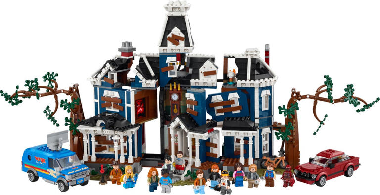 Calling Stranger Things fans! LEGO recreates iconic Hawkins location ...